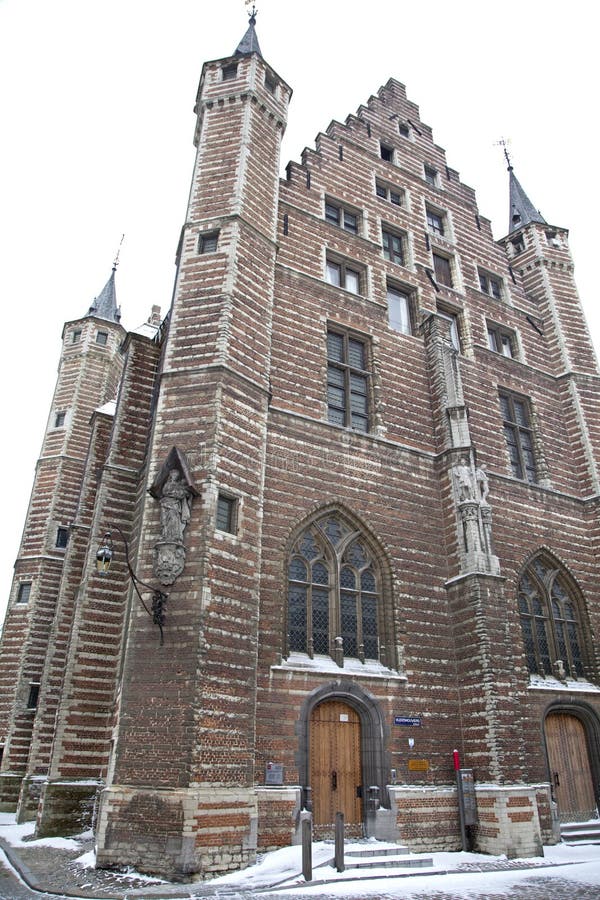 Architecture d'Anvers image stock. Image du vues, restaurants - 30196823