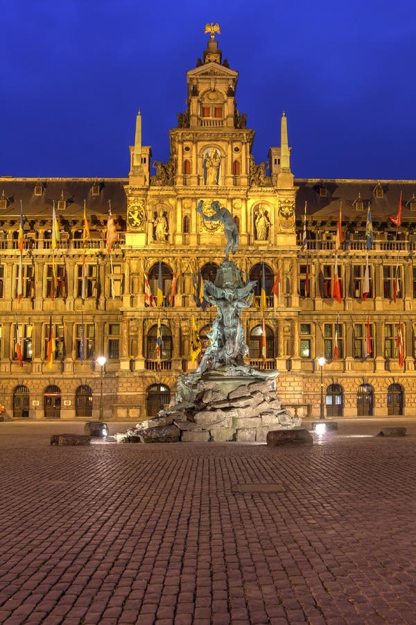 Comune di Anversa, Belgio immagine stock. Immagine di quadrato - 41084445