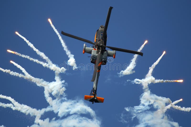 Apache Helicopter Shoots Flares Editorial Photo - Image of display ...
