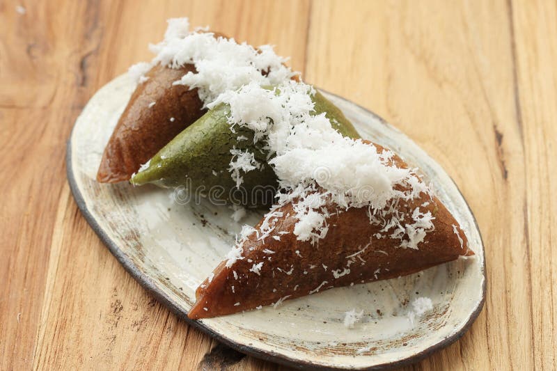 Apang Panas Bugis with Pandan. Steamed Cake Stock Photo - Image of meal ...