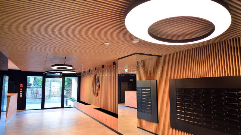 Modern Reception in Modern Building Stock Photo - Image of corporate ...