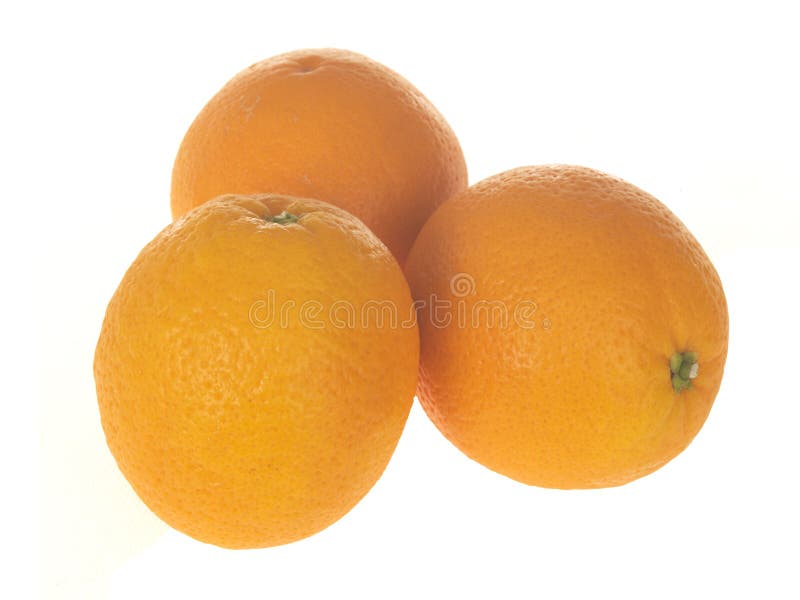 Appelsiner arkivfoto. Bild av vitt, bakgrund, saftigt - 25594034