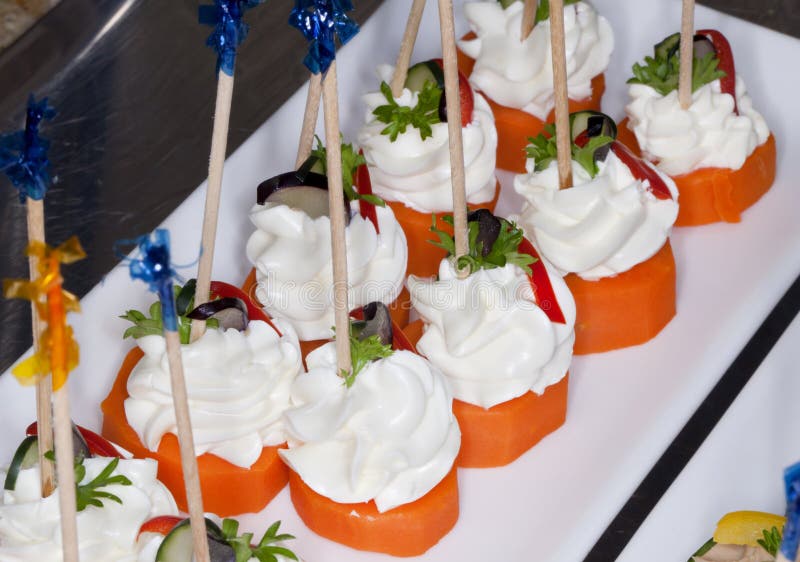 Aperitivos e H'orderves foto de stock. Imagem de ervas - 17162624