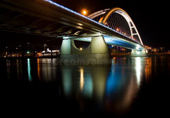 Apollo Bridge in Bratislava Stock Photo - Image of light, night: 3334832