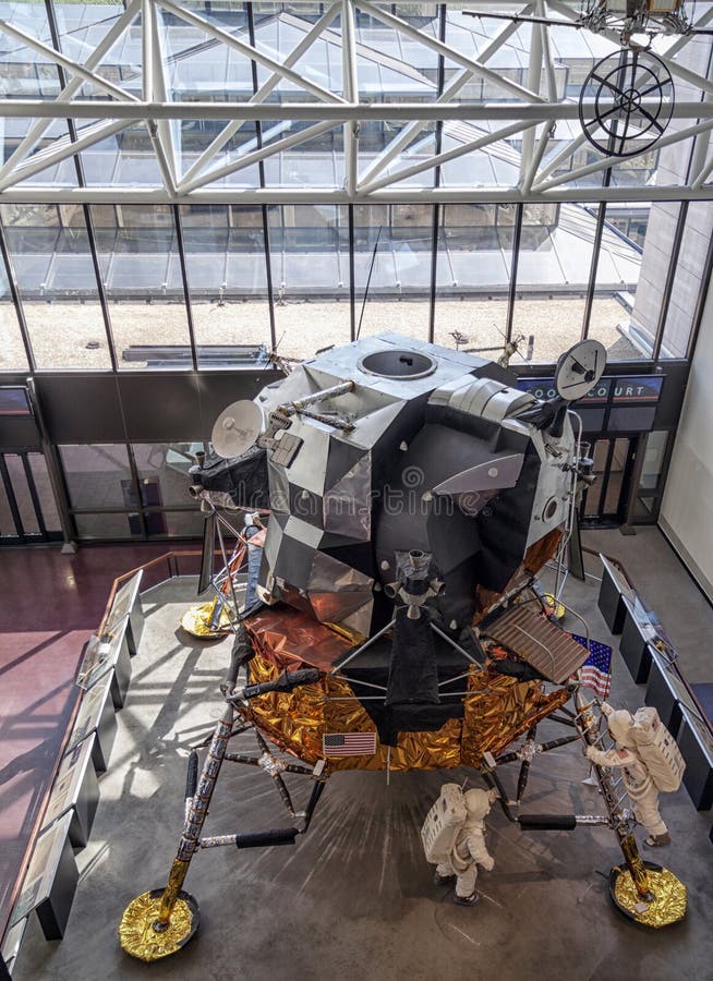 De Lunar-module in Het Smithsonian National Air and Space Museum ...