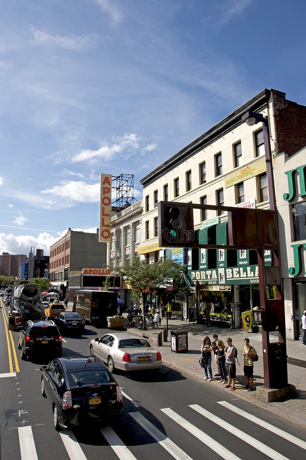 Apollo Theater and 125th Street, Harlem Editorial Stock Photo - Image ...