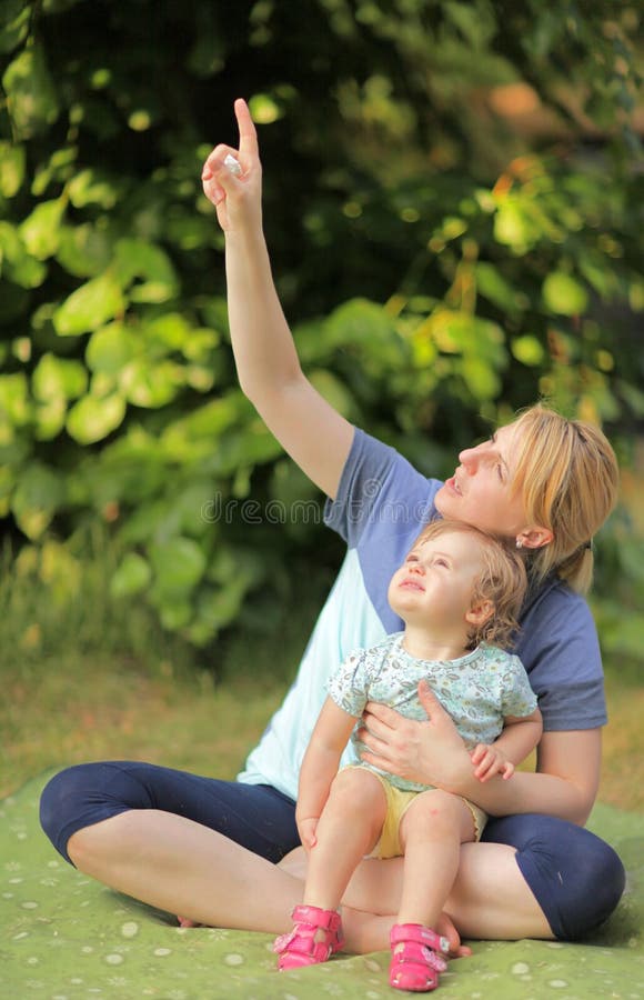 Apontar ao sol imagem de stock. Imagem de feliz, aprenda - 32476545