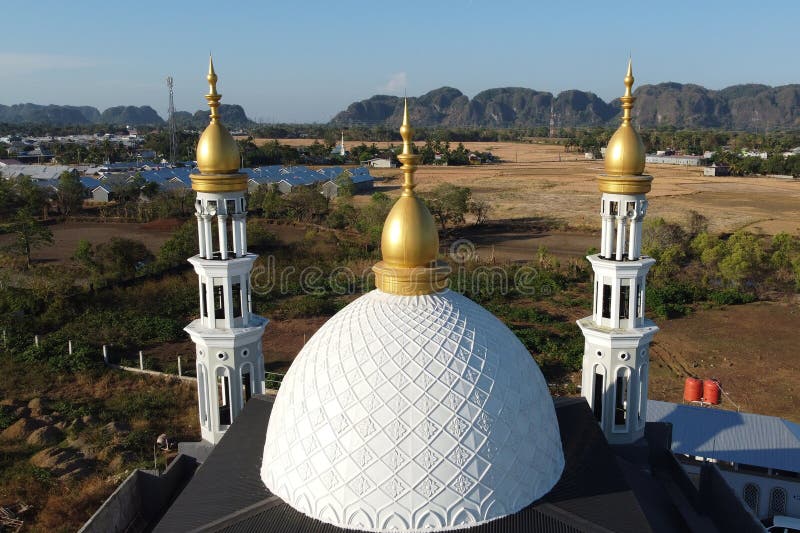 The Appearance of a Luxurious Artistic Mosque Stock Image - Image of ...