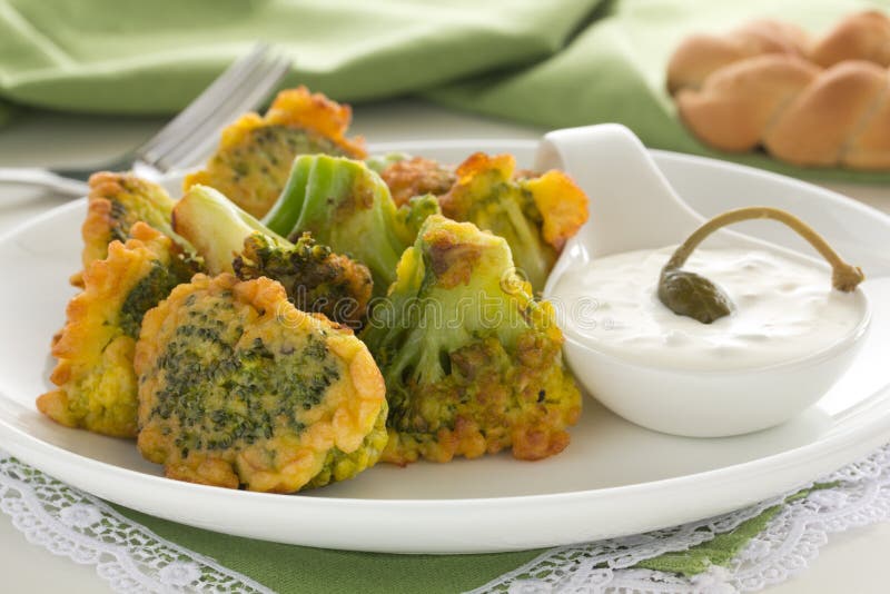 Appetizer of broccoli stock image. Image of crumbed, fried - 31320363