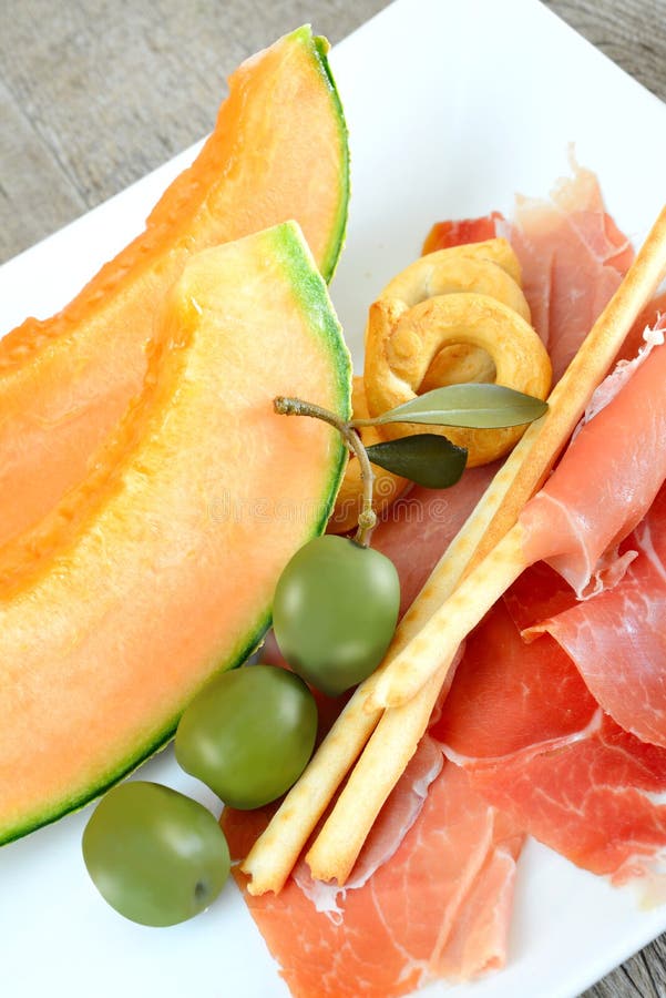 Appetizer ham and melon stock image. Image of vegetable - 31914311