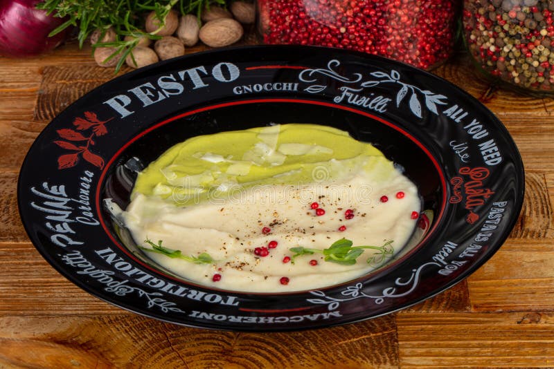 Appetizing brocolli soup stock image. Image of vegetable - 117974341