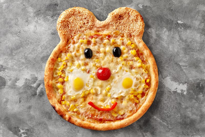 Bear-shaped Pizza for Kids with Mozzarella, Corn, Cherry Tomato, Bell ...