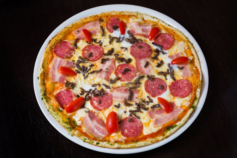 Appetizing pizza with ham stock image. Image of pepperoni - 41353855