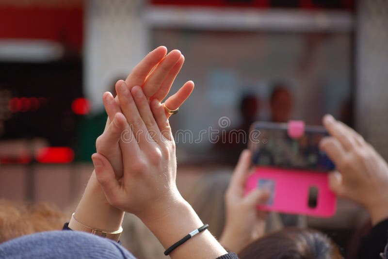 Black Audience Clapping Hands Photos - Free & Royalty-Free Stock Photos ...
