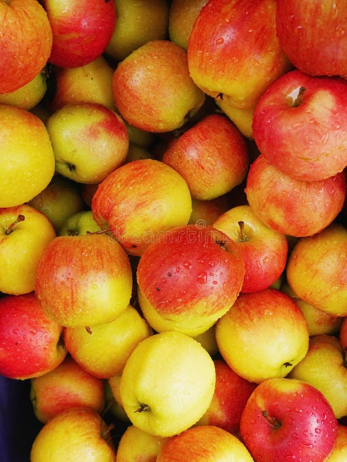 Apple box market stock image. Image of delicious, diet - 43212945