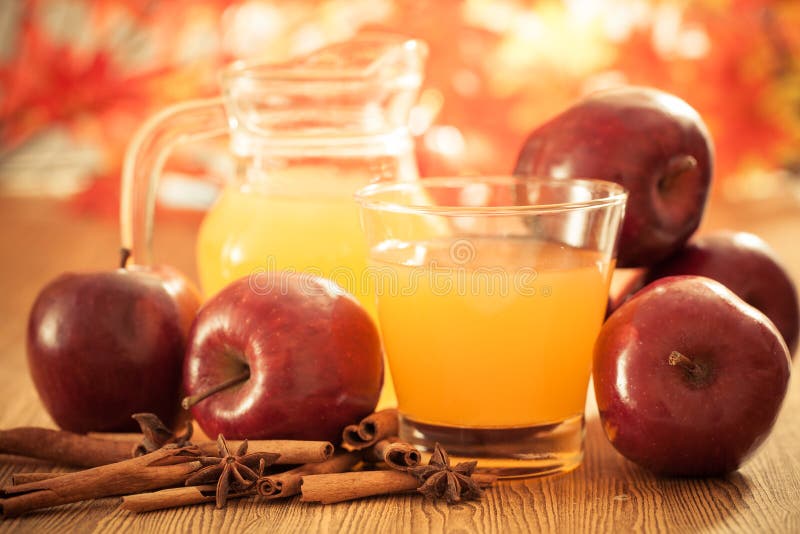 Apple-cider stock foto. Image of glas, drank, zoet, appel - 113710458
