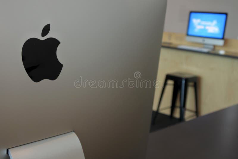 Apple Computers in an Office Editorial Photography - Image of interior ...