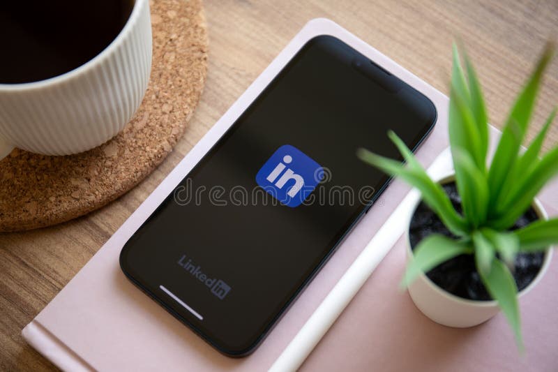 Apple IPhone 14 with App LinkedIn on the Screen Editorial Image - Image ...