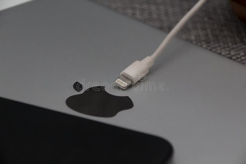 Apple Iphone and Ipad Cable with Apple Logo Editorial Photo - Image of ...