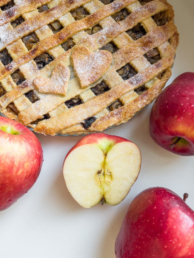 Apple Pie and Red Apples on the Table, Close Up Stock Image - Image of ...