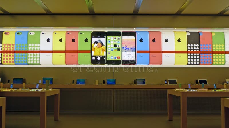 Iphone5 in Apple Retail Store Editorial Stock Image - Image of device ...