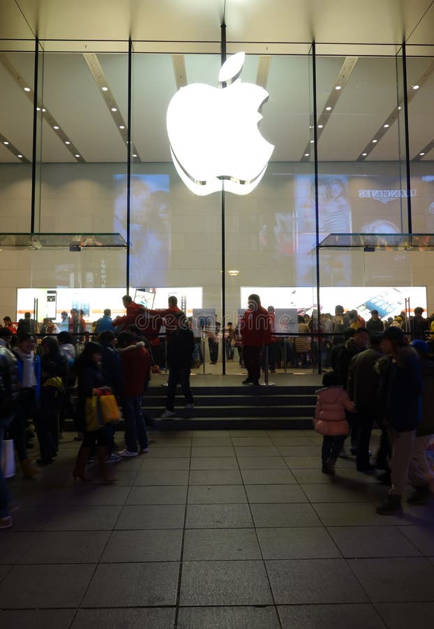 Apple Retail Store in Shanghai at Night Editorial Photography - Image ...