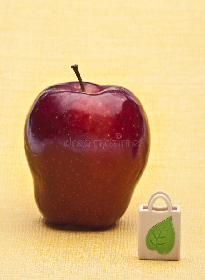 Apple and Reusable Grocery Bag Stock Image - Image of produce, apple ...