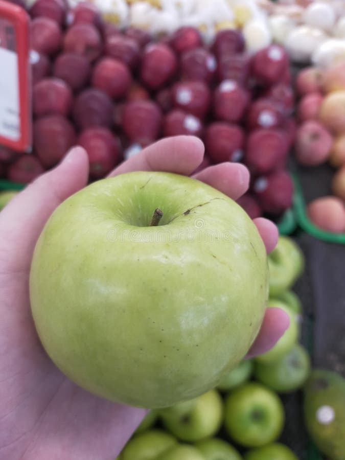 Apple& X27;s in Market it& X27;s so Many Stock Photo - Image of dish ...