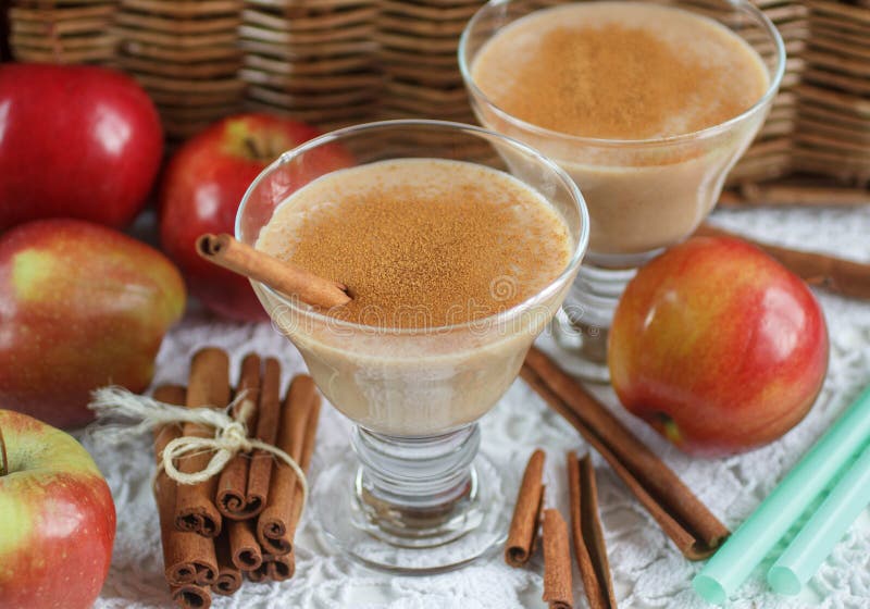 Apple Smoothie with Nuts and Cinnamon. Diet Drinks. Healthy Eating ...
