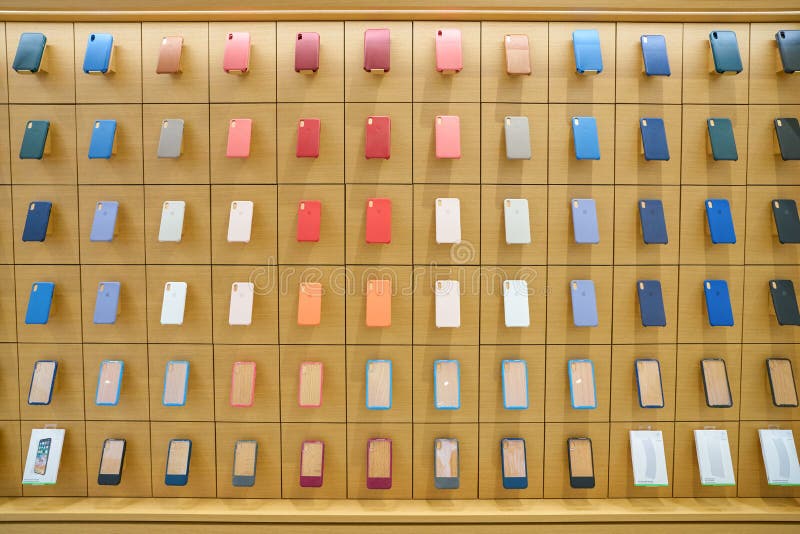 Apple store editorial photography. Image of shop, colourful - 158298077
