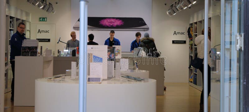 Apple Store in Eindhoven, the Netherlands Editorial Photo - Image of ...