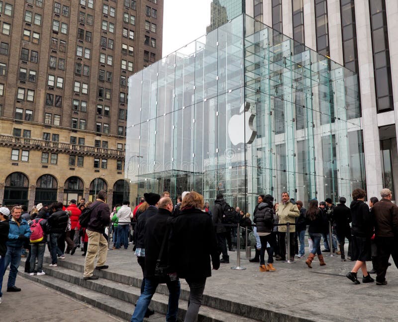 Apple Store Em New York City Imagem Editorial - Imagem de alto, perfil ...