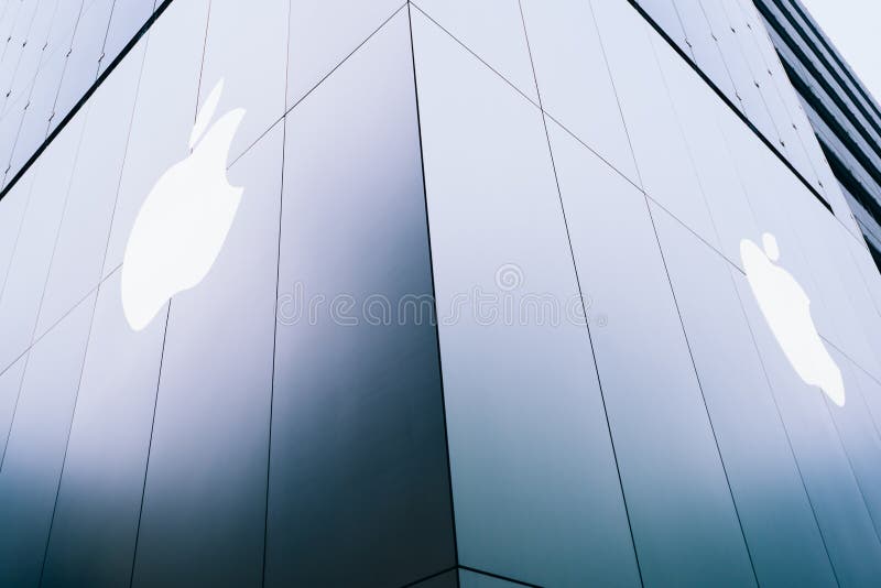 Apple Store Logo in Ginza, Tokyo, Japan. Editorial Photo - Image of ...