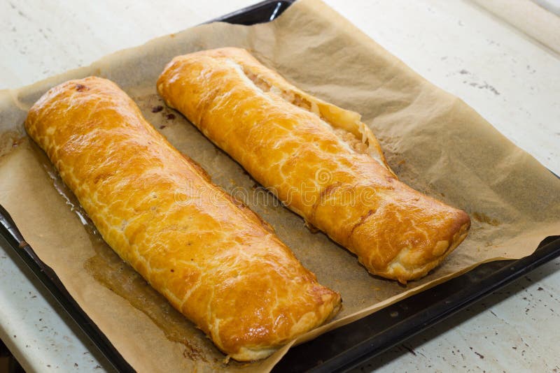 Apple strudel stock image. Image of stroodle, baked, homemade - 31892347