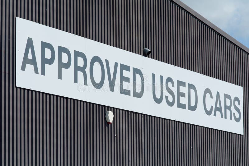 Used Trucks and Cars for Sale Stock Image - Image of perspective, city ...