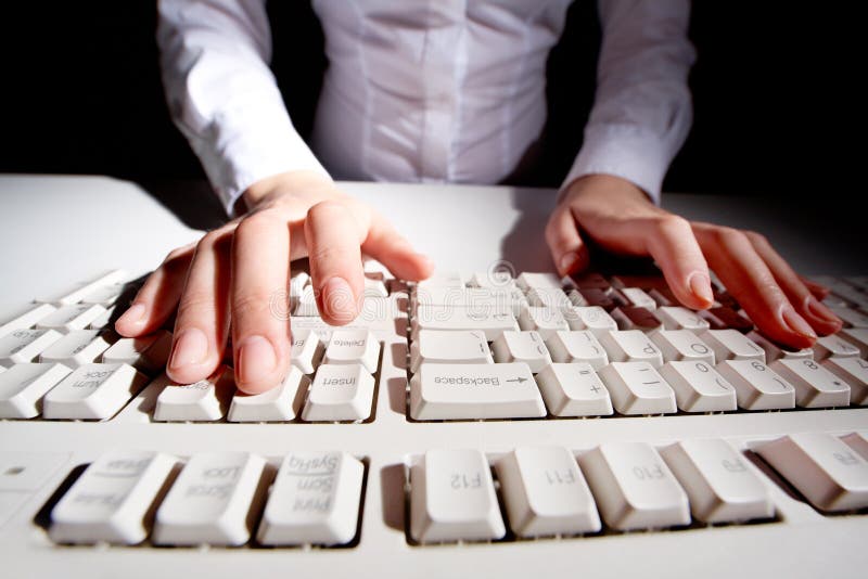 Appuyer sur des boutons image stock. Image du dispositif - 5119697