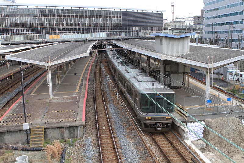 Platform in Shin Osaka Station Waiting the Train 13 April 2012 ...