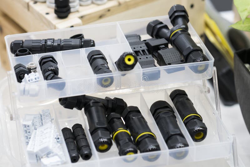 Aprisa Conecte Y Lance El Conector Terminal Foto de archivo - Imagen de ...