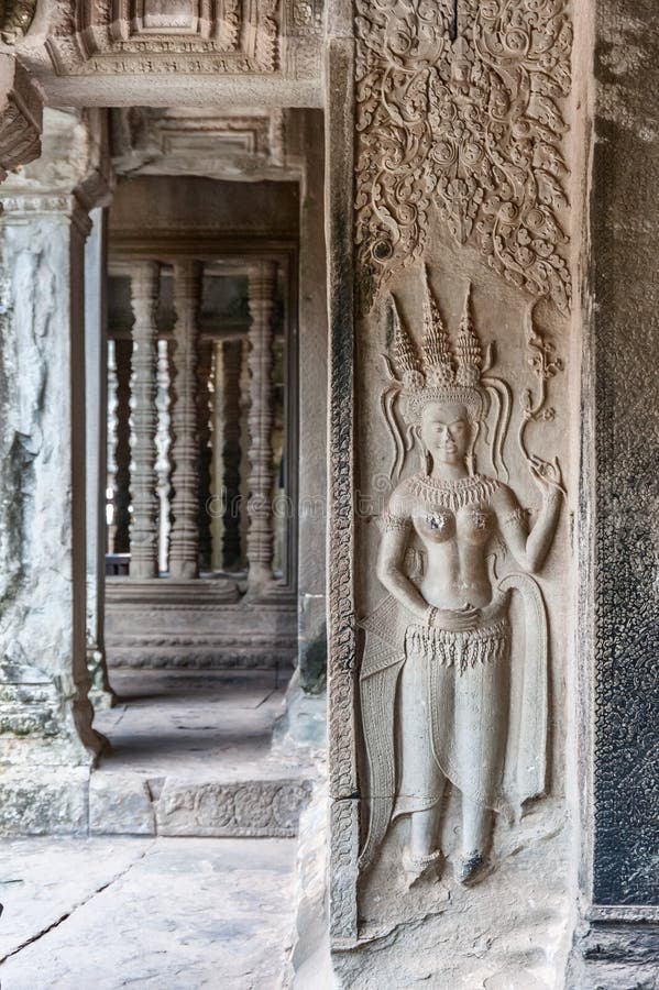 Apsara at Angkor Wat stock photo. Image of religion - 153771288