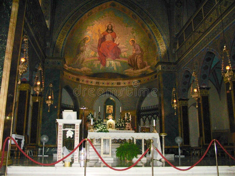 Apsis Der Kirche Von St. Alphonsus Liguor Stockbild - Bild von gesetzt ...
