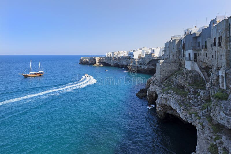Apulien-coastGargano Nationalpark: Strand Baia Di Campi, Vieste-ITALIEN ...