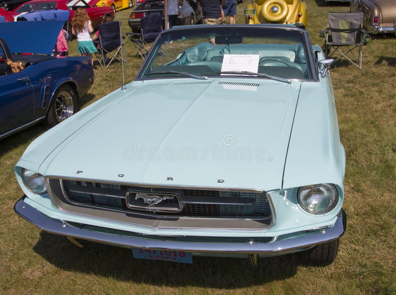 Aqua Blue Ford Mustang Convertible 1967 Redaktionell Arkivbild - Bild ...