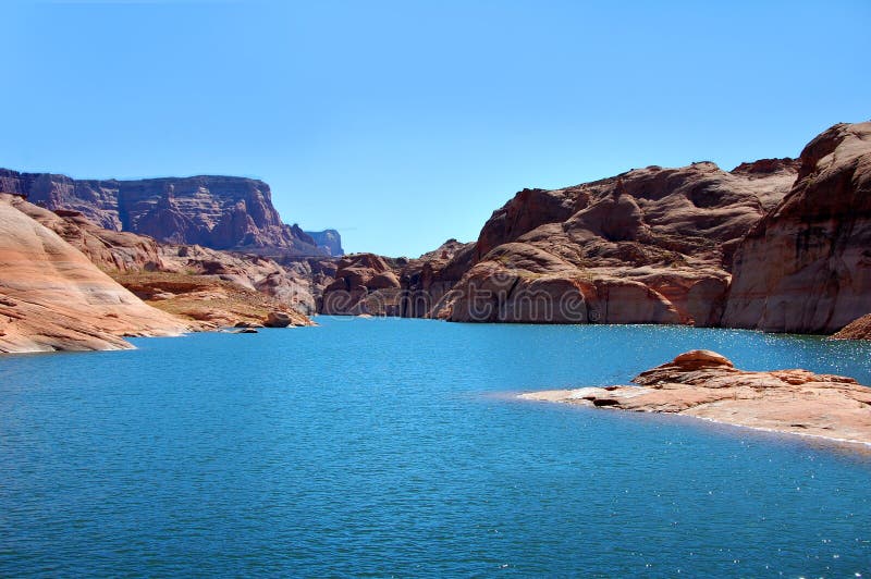 Aqua Waters Del Lago Powell Foto de archivo - Imagen de houseboat ...
