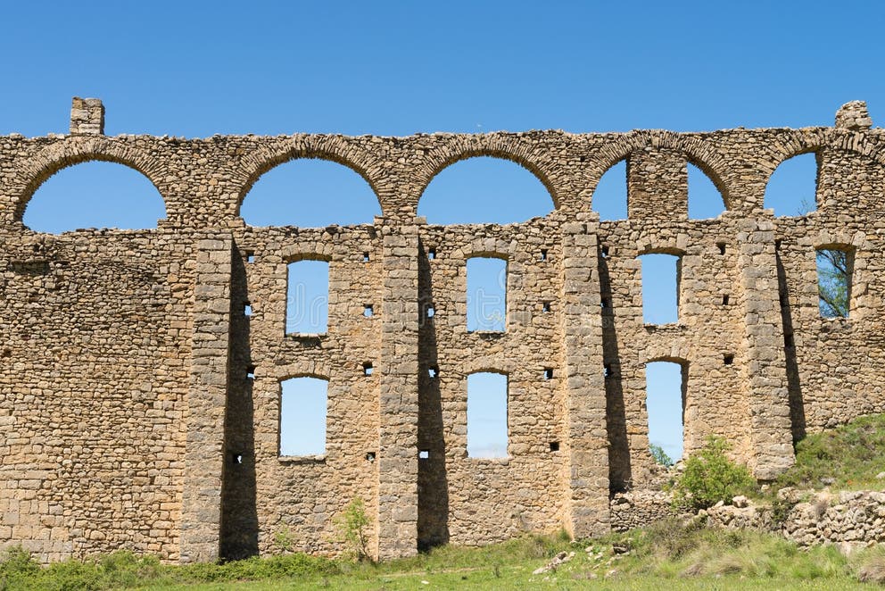 Aqueduct arches stock image. Image of spain, construction - 31778953