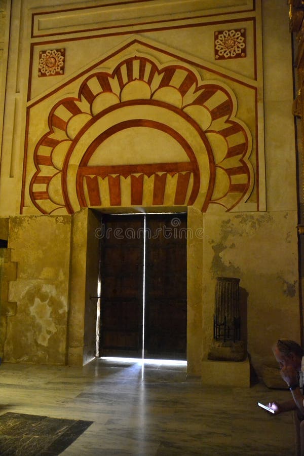 Arab Arches and Columns Inside the Mosque of Cordoba, 2020 Editorial ...