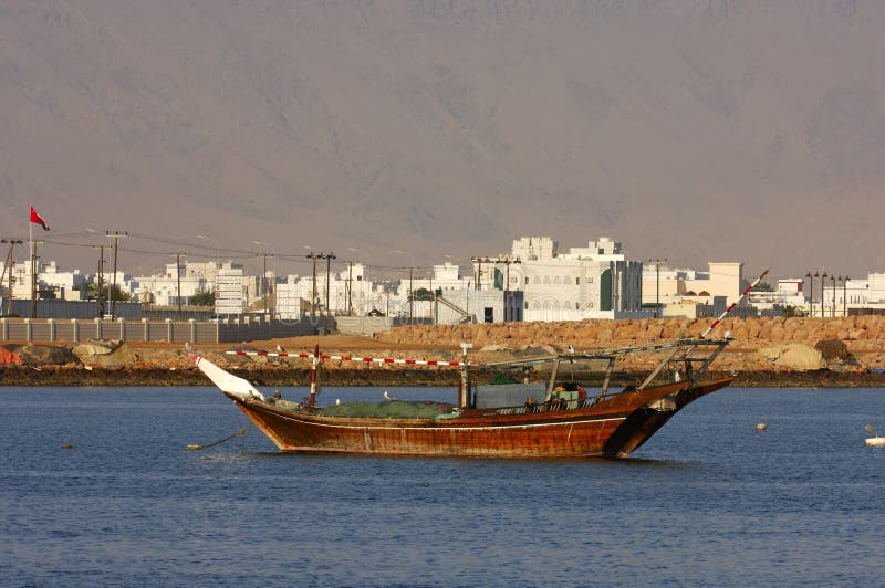 Arab fishing boat stock photo. Image of maritime, customs - 18295844