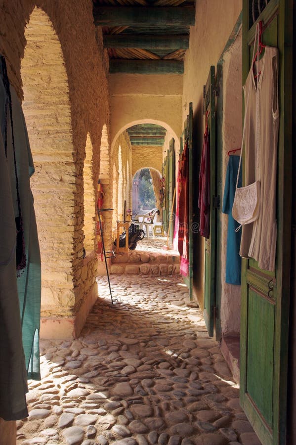 Arab shop stock image. Image of commerce, light, islamic - 1870155