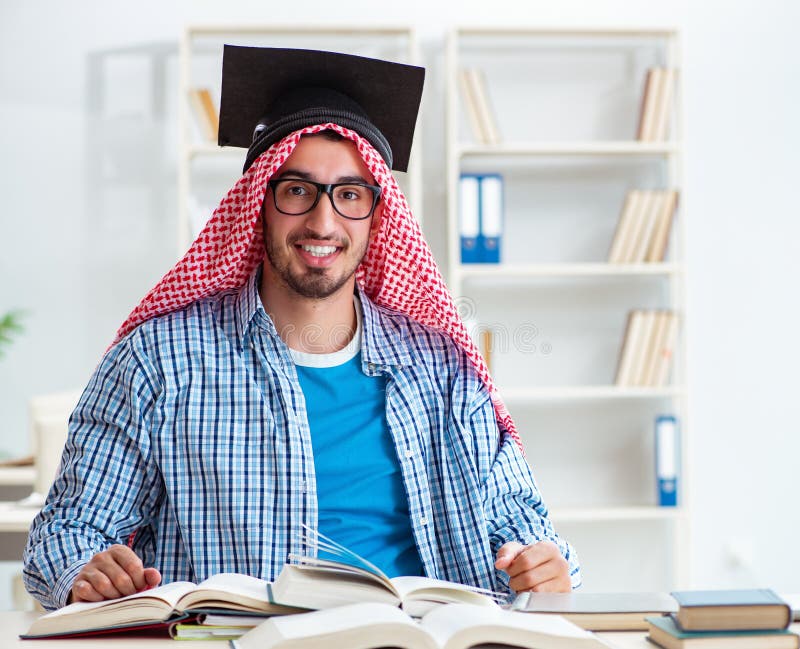 Saudi Student Graduation Stock Photos - Free & Royalty-Free Stock ...
