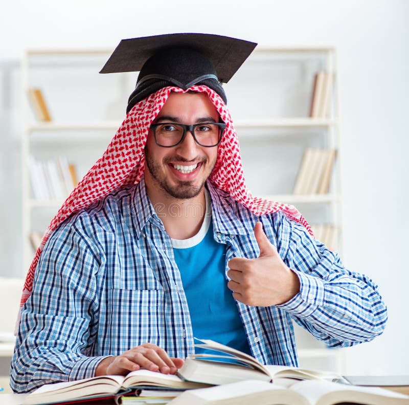 Saudi Student Graduation Stock Photos - Free & Royalty-Free Stock ...