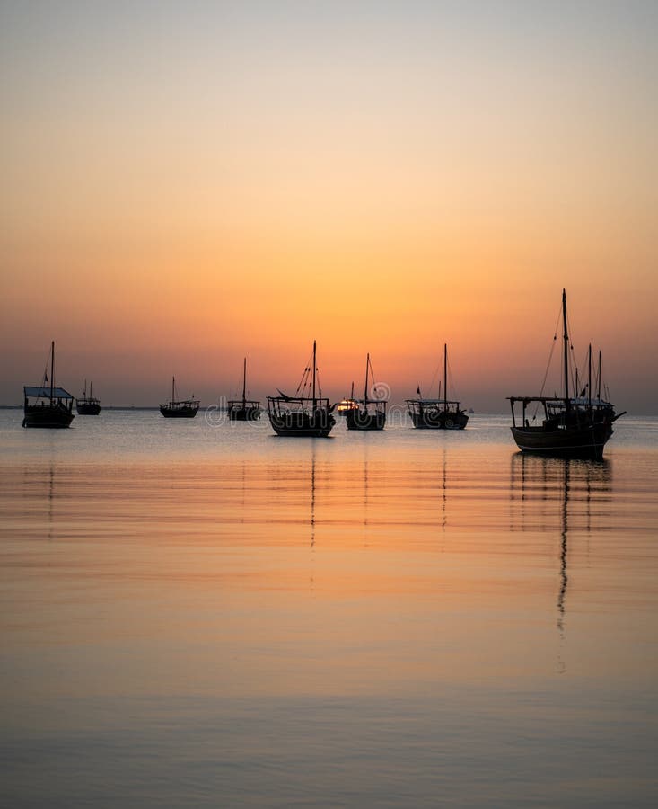 Arab Traditional Dhows in the Shore during the Sunrise in Qatar Stock ...